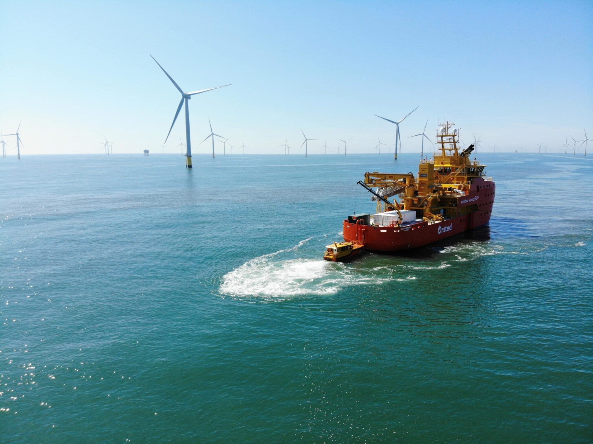 Photos of the Day: Sea Installer Off to Race Bank | Offshore Wind
