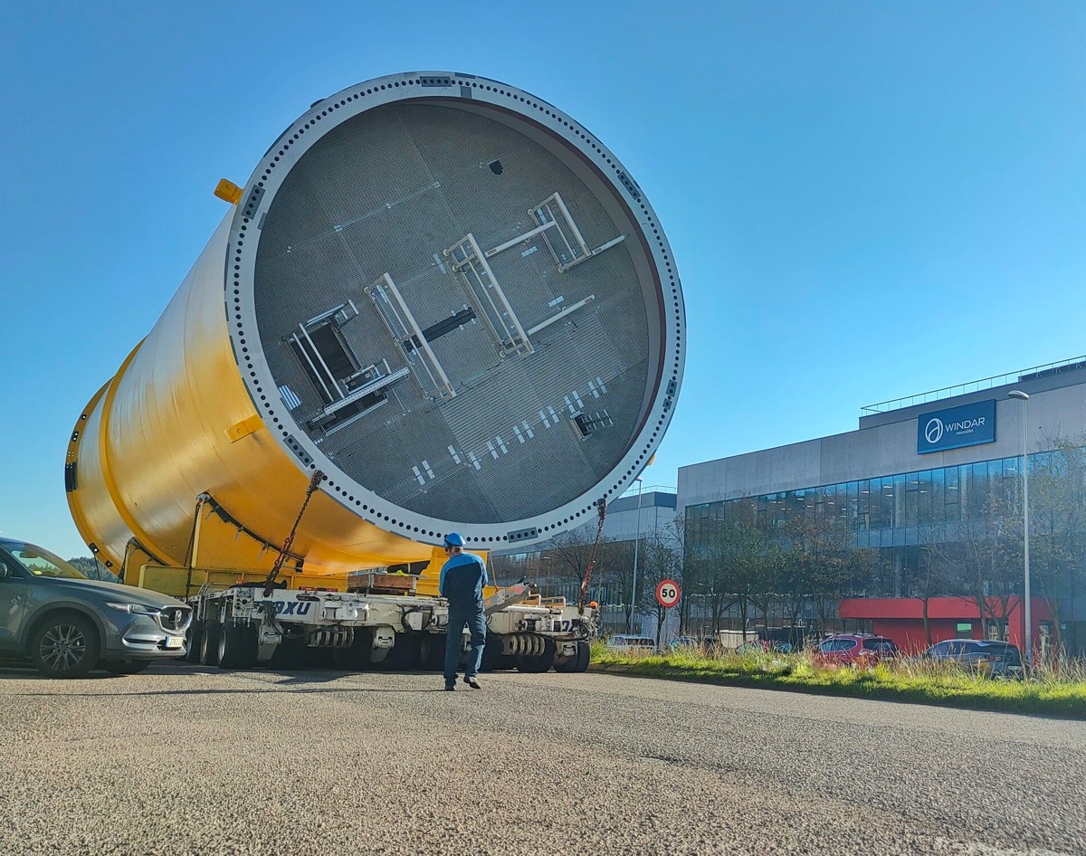 First Vineyard Wind 1 Transition Piece Rolls Out | Offshore Wind First Vineyard Wind 1 Transition Piece Rolls Out | Offshore Wind