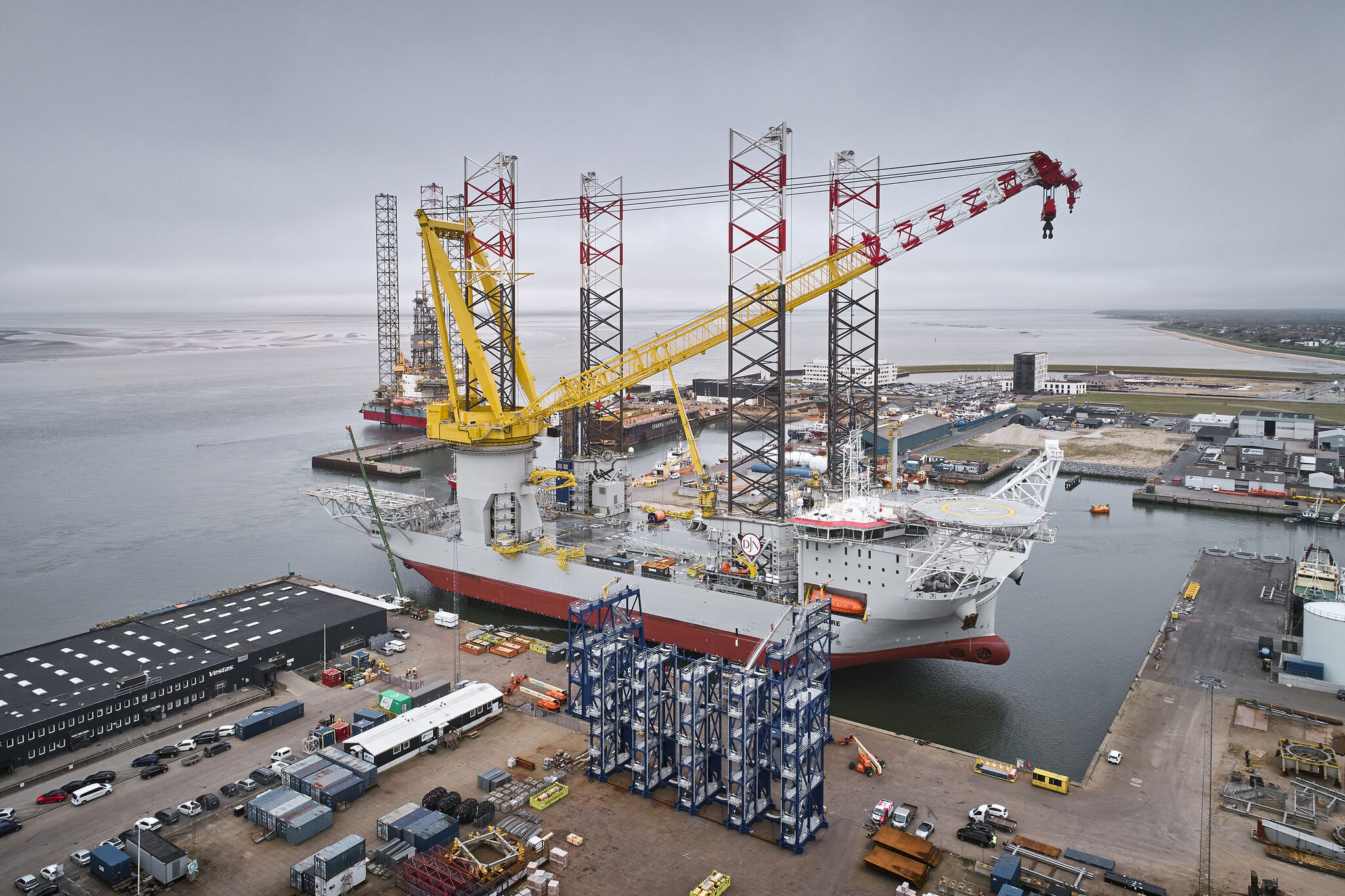 Mega Jack-Up Voltaire to Mobilise for Dogger Bank Offshore Wind Farm at ... Mega Jack-Up Voltaire to Mobilise for Dogger Bank Offshore Wind Farm at ...