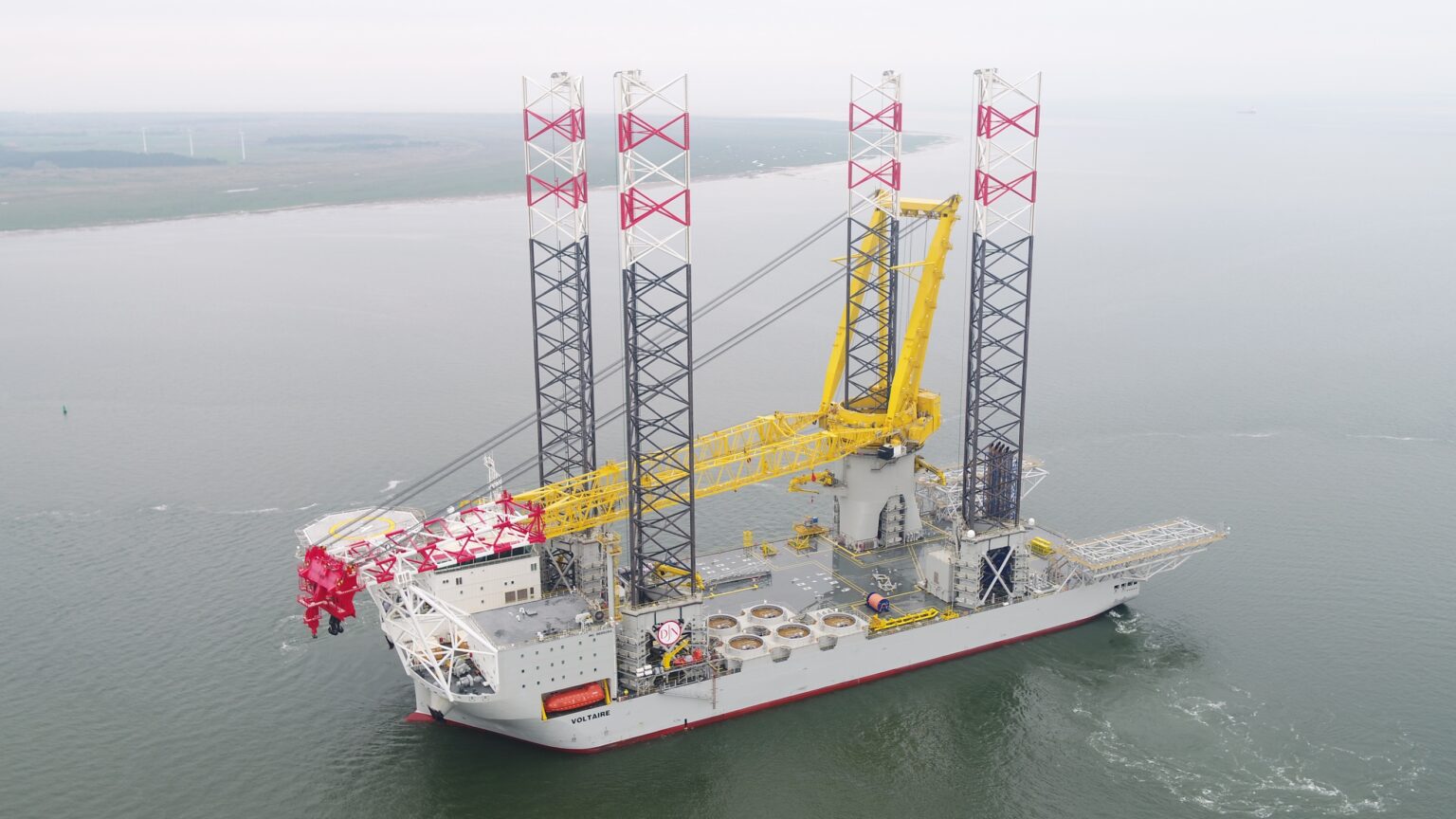 Dogger Bank Wind Farm to Feature Unmanned HVDC Offshore Substations ...