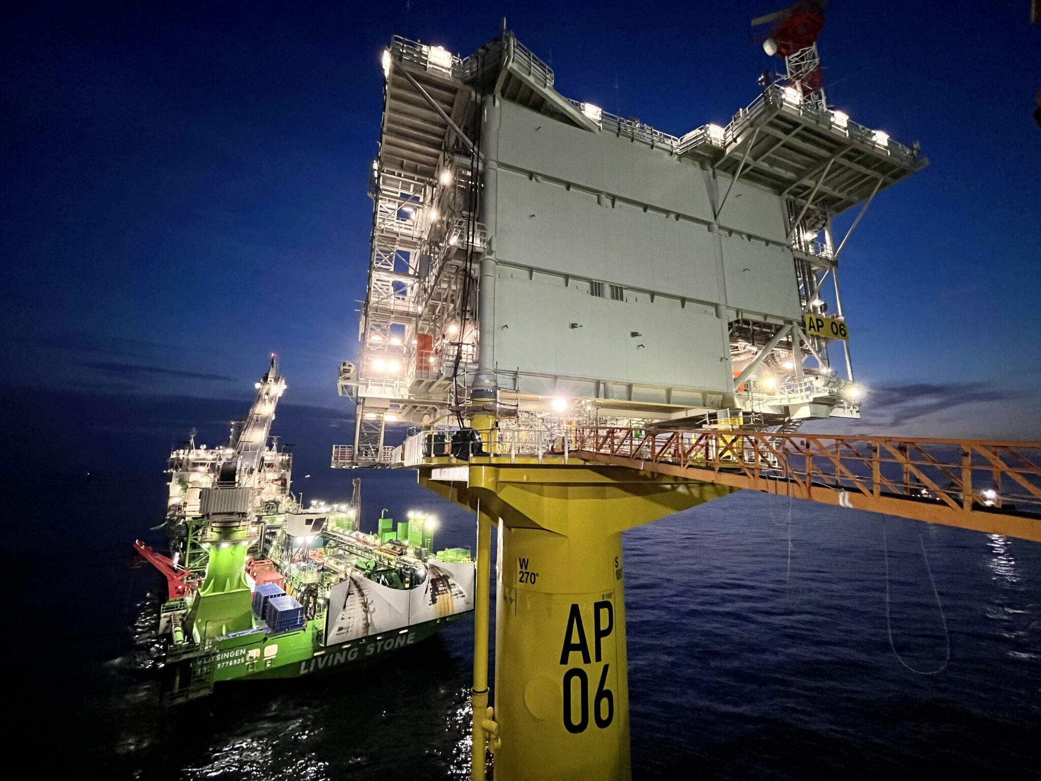 All Monopiles Up at New York's First Offshore Wind Farm | Offshore Wind