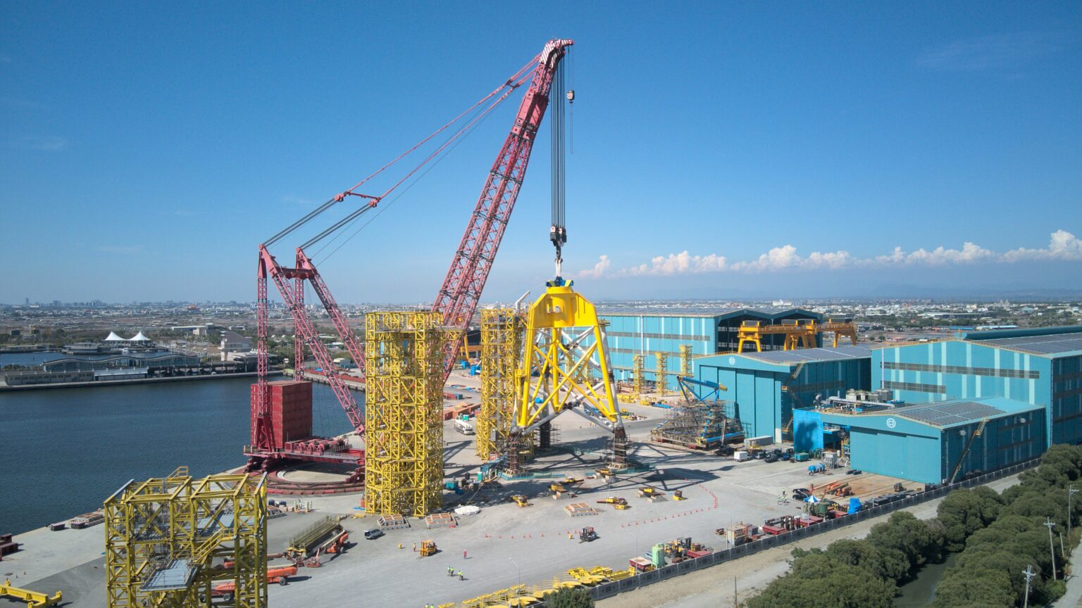 Smulders Puts Together First Beatrice Jacket | Offshore Wind
