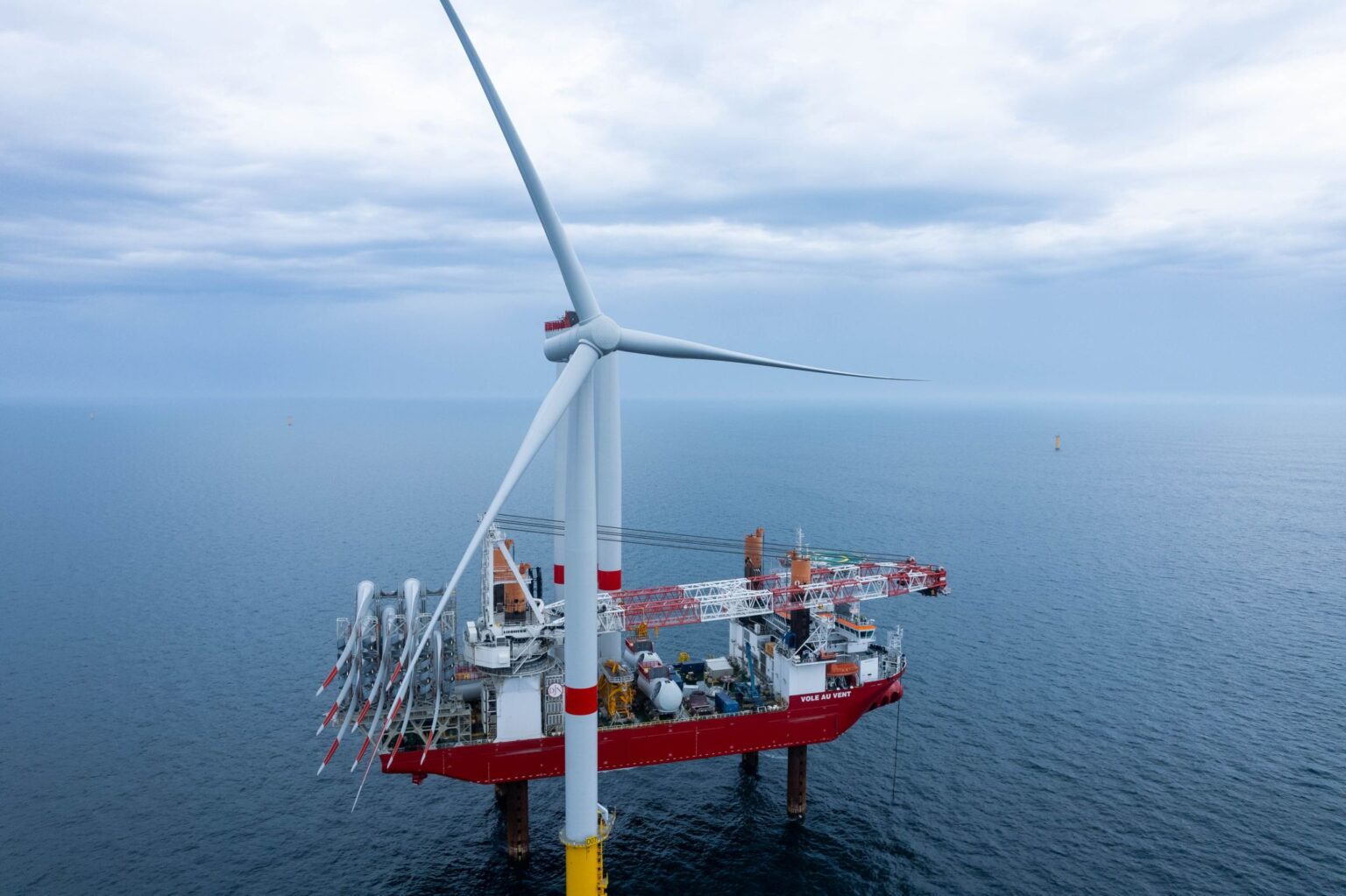 Îles d’Yeu and Noirmoutier Offshore Wind Farm Produces First Power ...