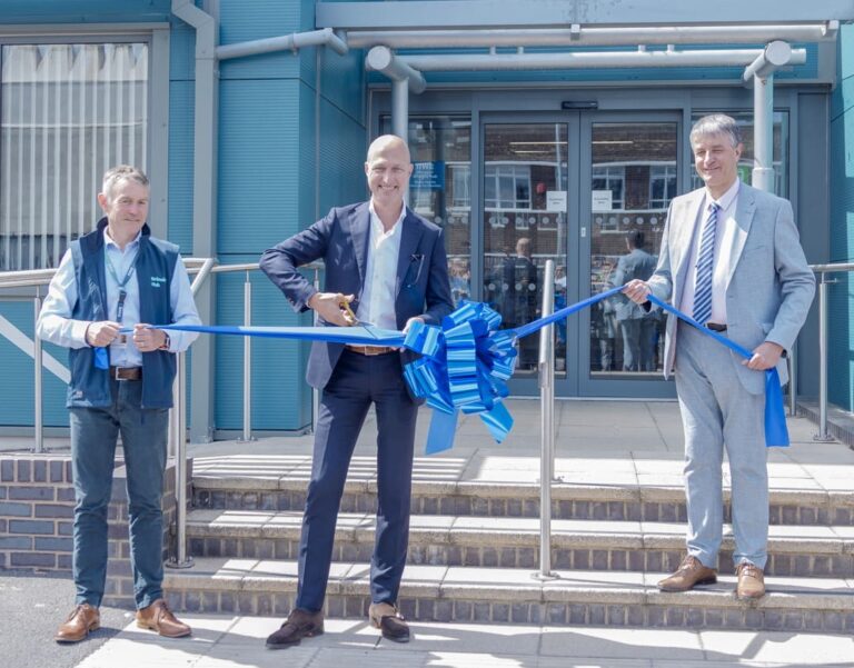 RWE Opens 'Grimsby Hub' for Offshore Wind Operations and Maintenance ...