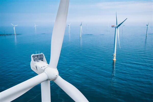 Offshore Construction Starts on 1.4 GW East Anglia Three Offshore Wind ...
