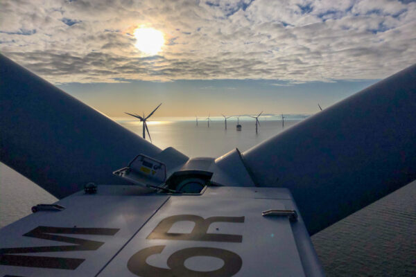 UK's Railway Owner-Operator Buys Power from Gwynt y Môr Offshore Wind ...