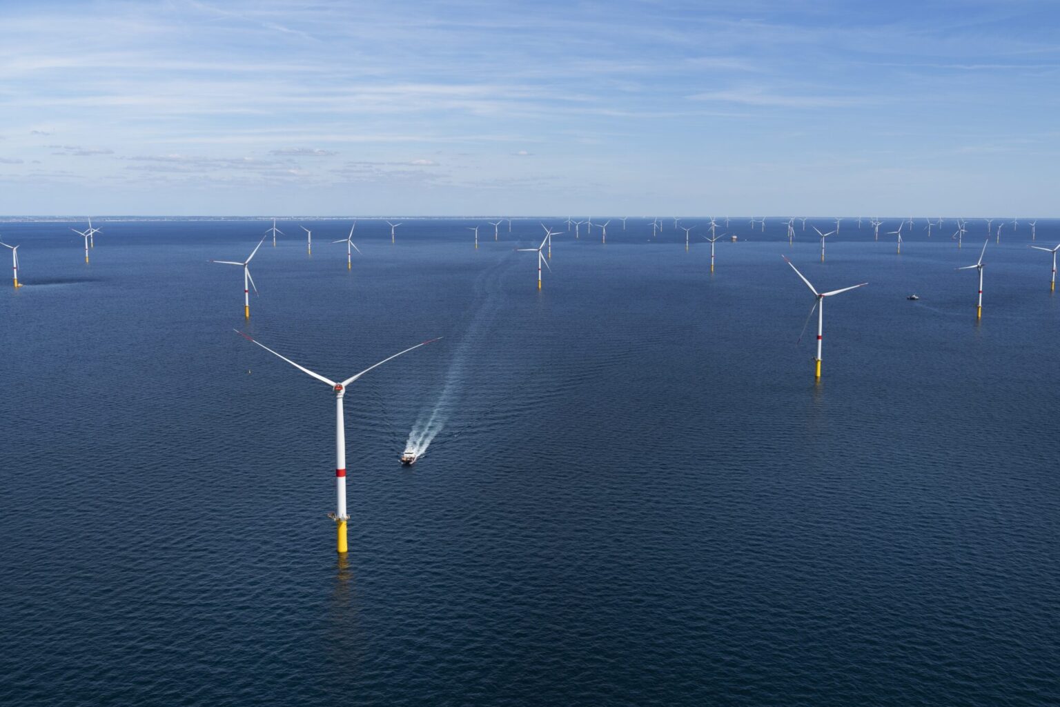 Scotland's 450 MW Neart na Gaoithe Offshore Wind Farm Fully Operational ...